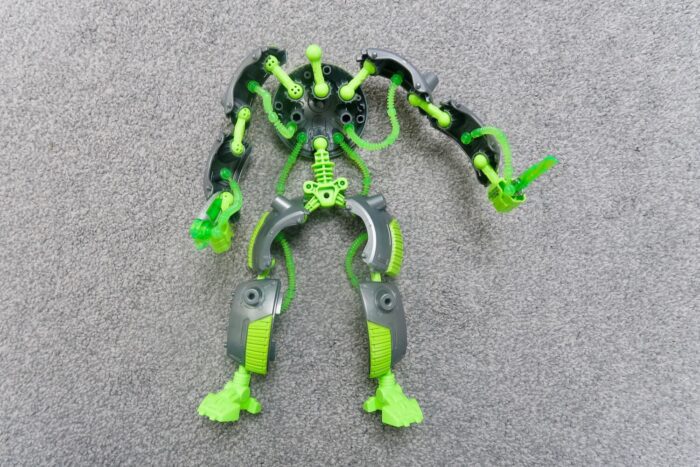 Gigabots Energy Cores Fragbot Transforming Robot Review - OddHogg