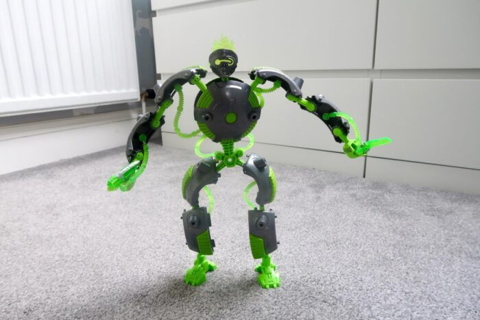 Gigabots Energy Cores Fragbot Transforming Robot Review - OddHogg